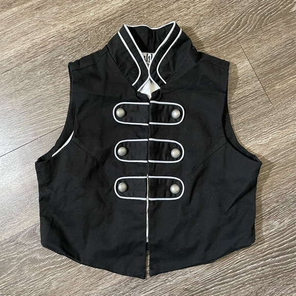 Ashley By 26 International | Jackets & Coats | 6x 25 Ashley Cropped ...